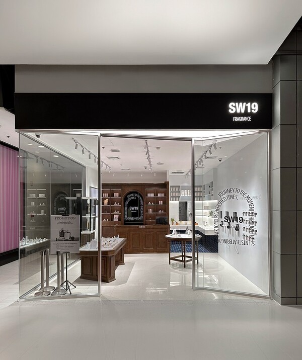 SW19, 태국 플래그십 매장 오픈 이어 미각으로 완성한 한남 멀티 센서리 스토어 문열어